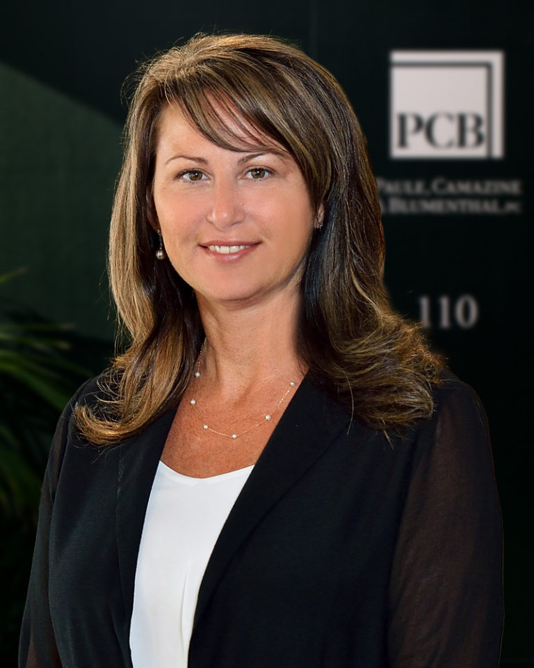 Lawyer Lisa G. Moore, St. Louis Family Law Attorney, PCB